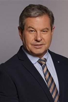 David Vlok - Biography, Age, Wife, Career & Net Worth - Wiki SA