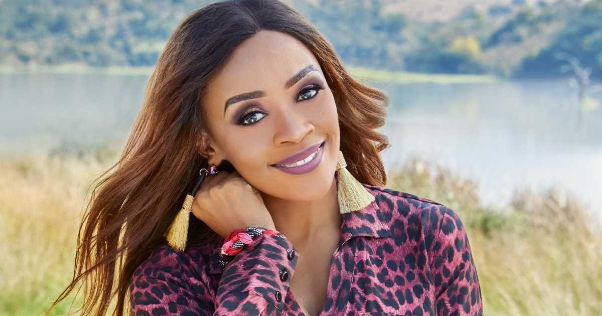 Thembi Seethe Biography: Age, Career, Spouse , Songs & Net Worth - Wiki ...
